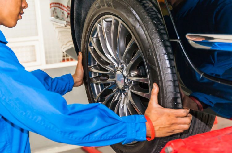 5 Signs It's Time to Change Your Car Tyres - Bevwo